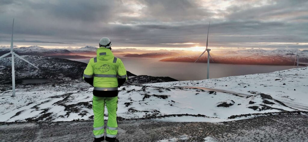 Global Wind Service Reaches 15 Years in Wind Energy - North American ...